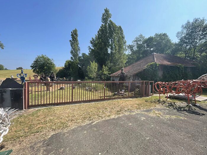 Maison à vendre - Dému - 1 pièce