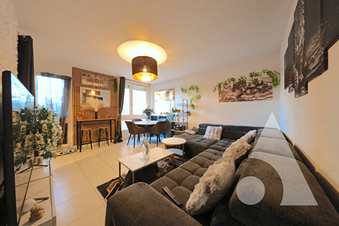 Appartement à vendre - Corbeil-Essonnes, Rive droite - 3 pièces - 2 chambres