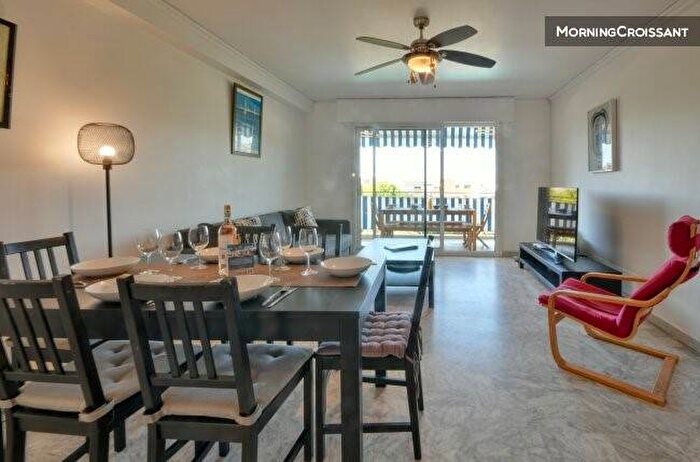 Appartement à louer - Fontmerle, Antibes - 4 pièces - 3 chambres