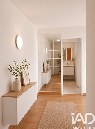 Drancy, LEconomie : Appartement 2 pièces à vendre