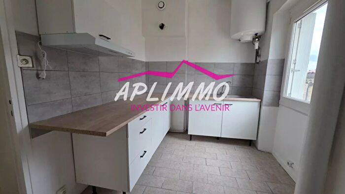 Appartement à louer - Montélimar, Centre-ville - 2 pièces - 1 chambre