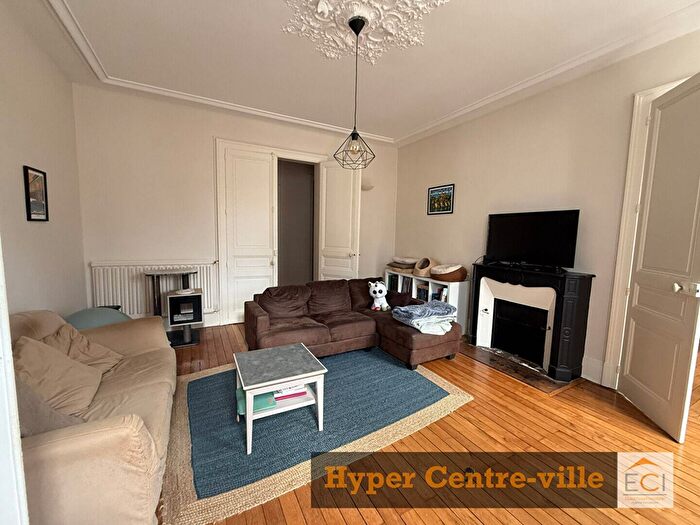 Appartement 5 pièces à louer - Centre-Hôtel de Ville, Limoges