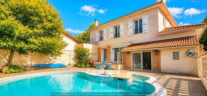 Maison 9 pièces à vendre - Sainte-Livrade-sur-Lot