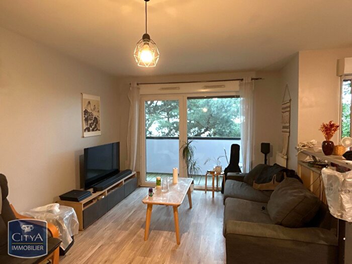 Appartement à louer - Quartiers Nord-Ouest, Villejean - 3 pièces - 2 chambres