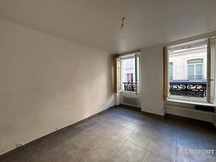 Appartement à louer - Paris e , Barbès, Château Rouge - 2 pièces - 1 chambre