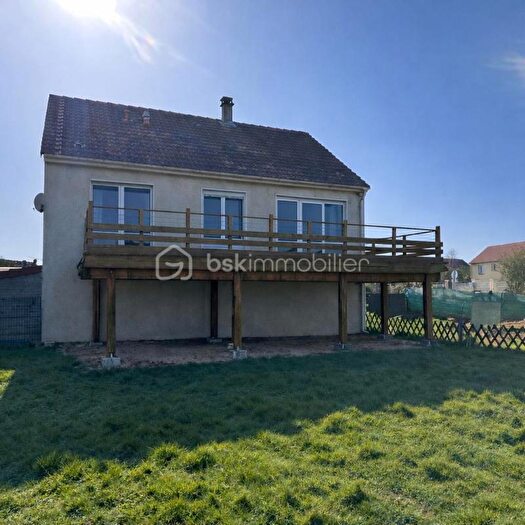 Maison à vendre - Carisey - 5 pièces - 4 chambres