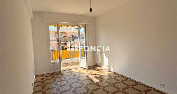 Saint Sylvestre, Nice : Appartement 2 pièces à louer