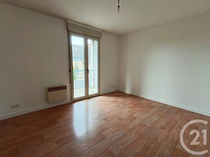 Évron : Appartement 2 pièces à louer