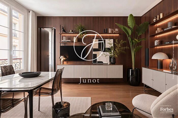 Paris 7ème, Champ de Mars - Appartement 3 pièces à vendre