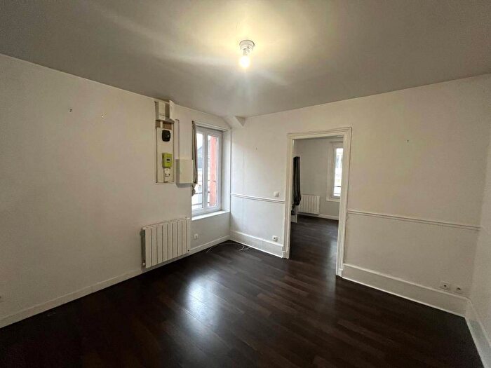 Appartement à louer - Centre Ville-Cathédrale-Marché-Grande Île-Clos Godet, Meaux - 2 pièces - 1 chambre