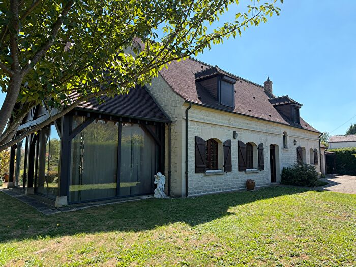 Margny-lès-Compiègne : Maison 10 pièces à vendre