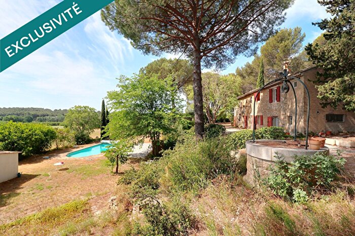 Maison à vendre - Lambesc - 10 pièces - 4 chambres