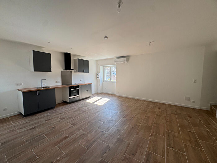 Lambesc : Appartement 3 pièces à louer