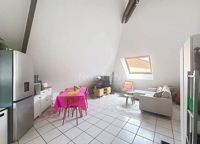 Est, Lamorlaye : Appartement 2 pièces à louer