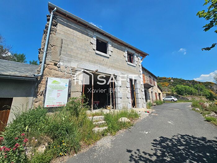 Maison 2 pièces à vendre à Javols