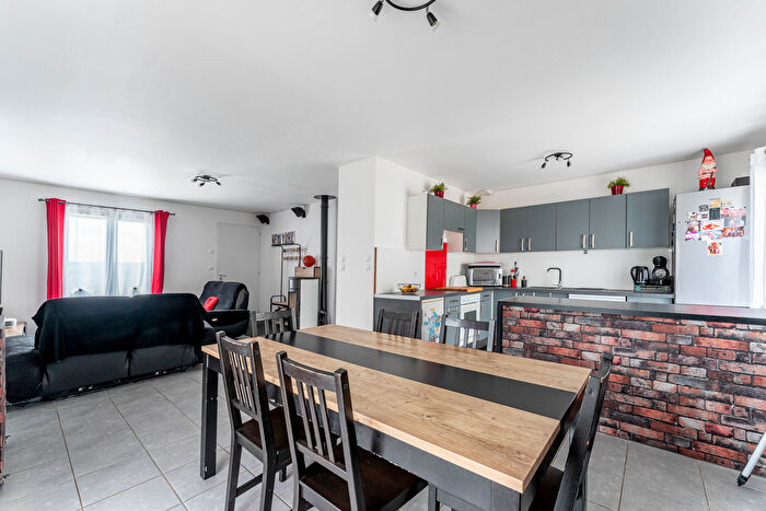 Frontonas : Maison 5 pièces à vendre