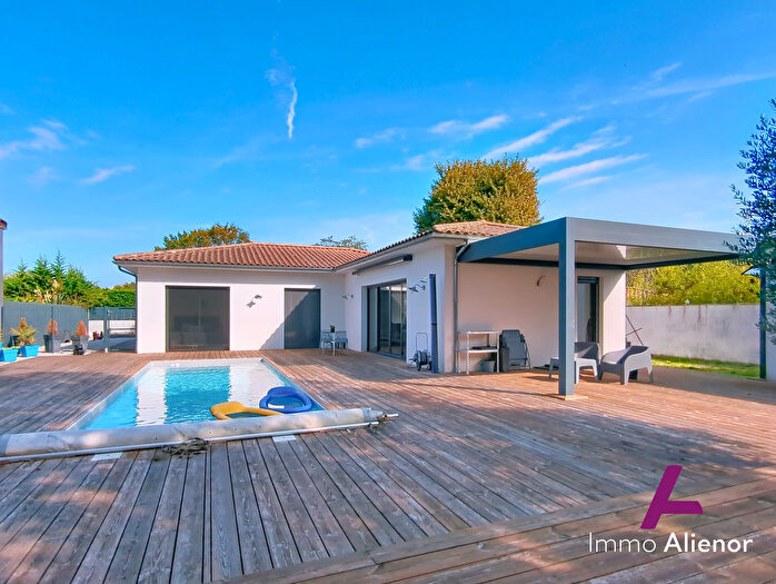 Maison à vendre - Pessac - 5 pièces - 3 chambres