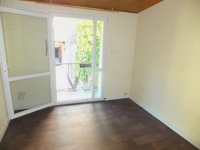 Appartement à louer - Clermont-Ferrand, Vallières, Sallins, Poncillon - 1 pièce