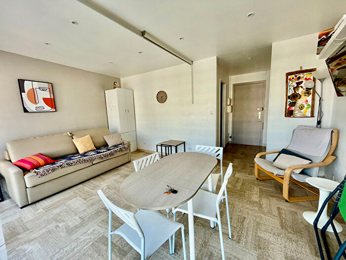 Appartement à vendre - Cannes, Bocca Sud - 1 pièce