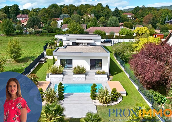 Maison 5 pièces à Saint-Cassien, à vendre
