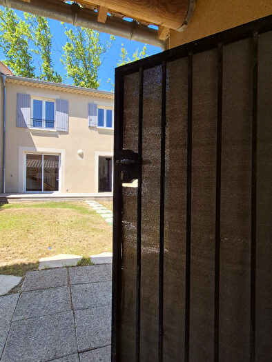 Caumont-sur-Durance : Maison 4 pièces à vendre