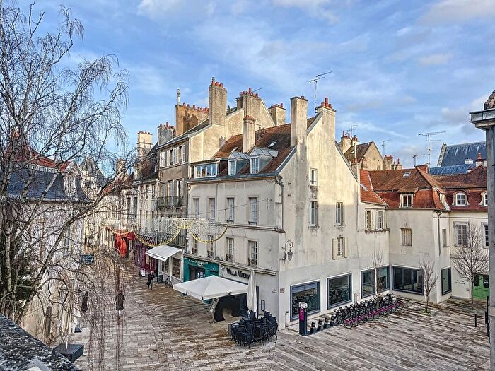 Appartement à vendre - Dijon, Centre-ville - 7 pièces - 4 chambres