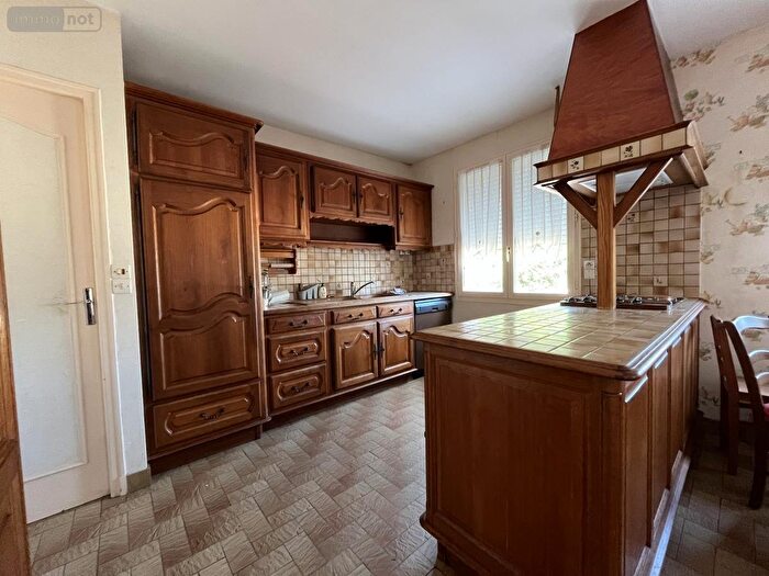 Thorigné-sur-Dué : Maison 5 pièces à vendre