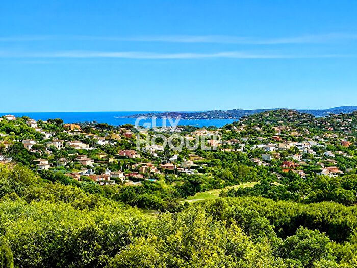 Appartement 4 pièces à vendre - Sainte-Maxime, Saquèdes, Quilladou, Garonnette, Golfe