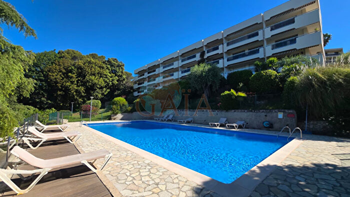 Le Cannet, Centre-ville : Appartement 3 pièces à vendre