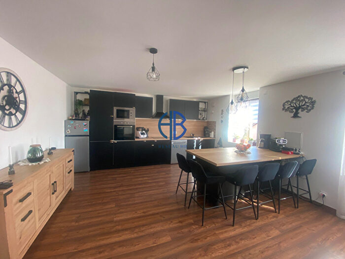 Appartement à vendre - Morestel - 3 pièces - 2 chambres