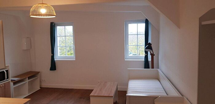 Appartement à louer - Beaufort Agglomération, Beaufort-en-Anjou - 1 pièce