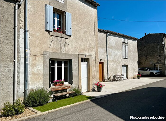 Escueillens-et-Saint-Just-de-Bélengard : Maison 6 pièces à vendre