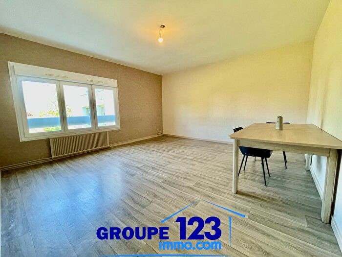 Appartement 4 pièces à louer - Saint Simeon Zus, Auxerre