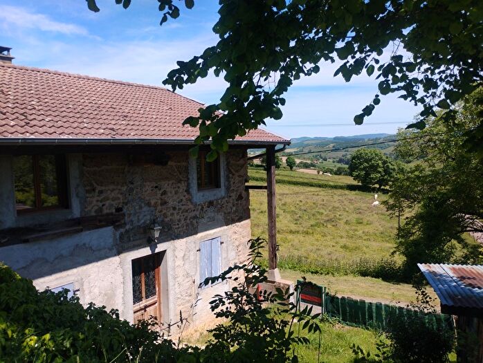 Saint-Pierre-le-Vieux - Maison 3 pièces à vendre