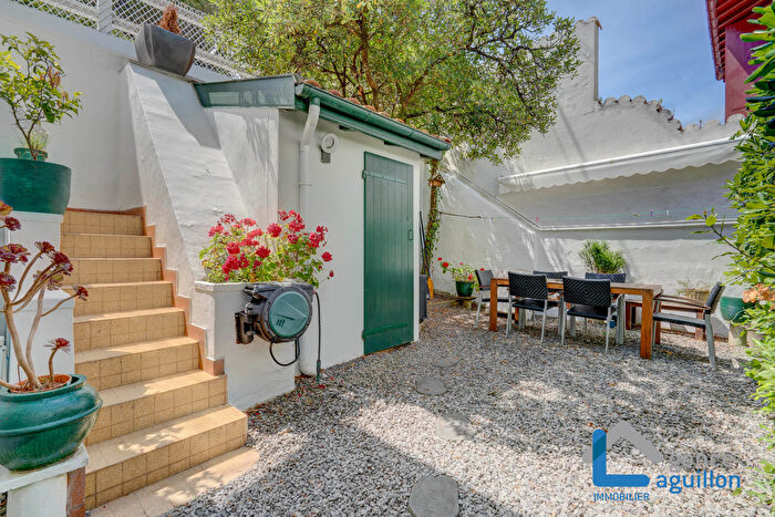 Hendaye, Plage, Sopite, Aguerria, Corniche - Maison 2 pièces à vendre