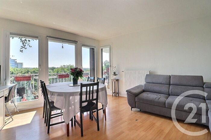 Appartement à vendre - Tremblay-en-France, Centre-ville - 3 pièces - 2 chambres