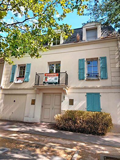Maison 10 pièces à Cergy, Bords d'Oise, à vendre