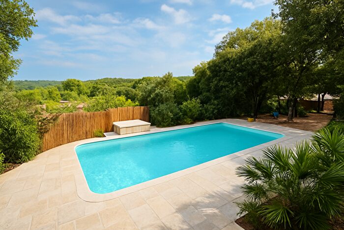 Maison à vendre - Carcès - 5 pièces - 4 chambres