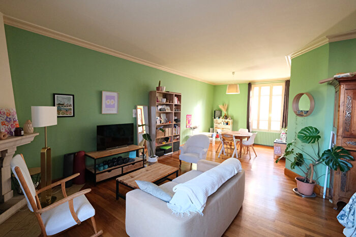 Maison à vendre - Tours, Cathédrale - 6 pièces - 4 chambres