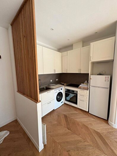 Appartement à louer - Saint James-Général Koenig, Neuilly-sur-Seine - 2 pièces - 1 chambre