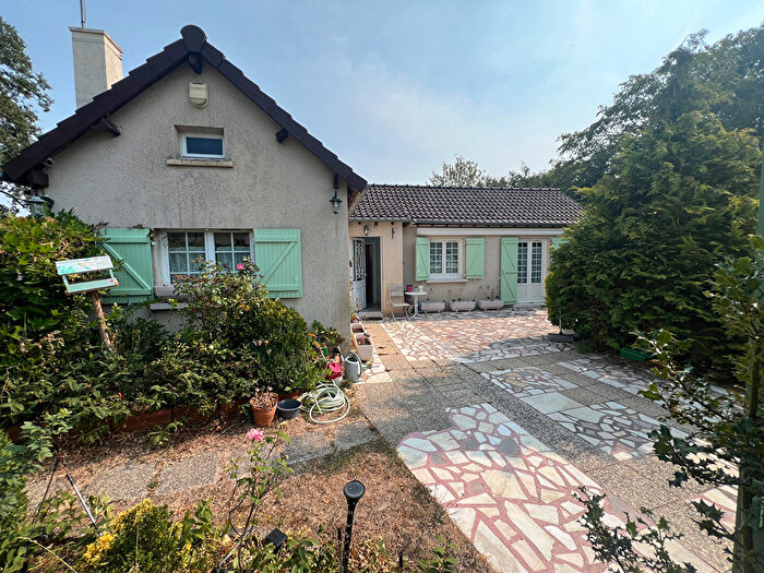 Maison 3 pièces à Montfort-l'Amaury, à vendre