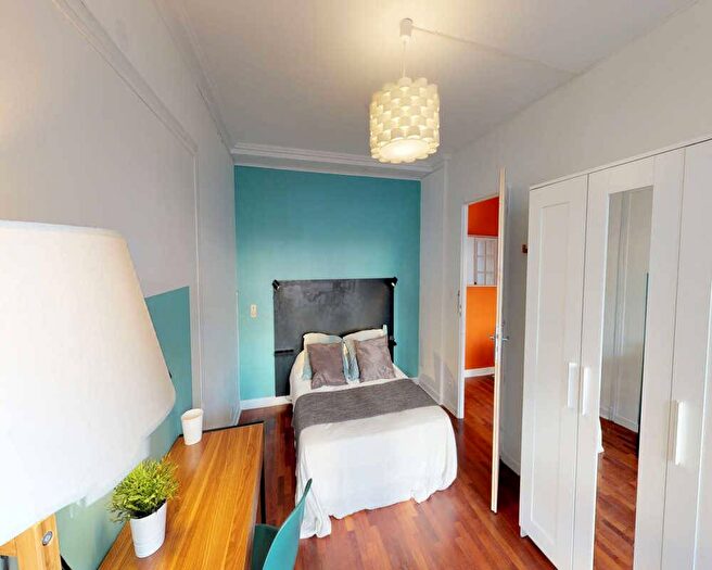 Appartement à louer - Saint-georges, Toulouse - 4 pièces - 8 chambres