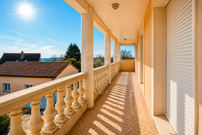Maison 8 pièces à vendre à Varennes-Vauzelles