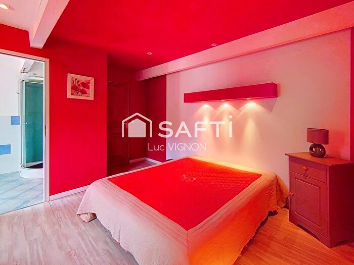 Maison à vendre - Pradines - 14 pièces - 7 chambres