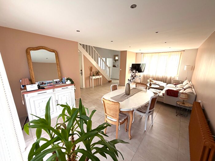 Maison 5 pièces à vendre - Montceau-les-Mines, Salengo, La Saule