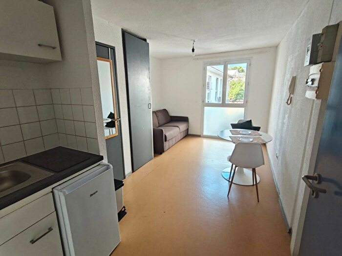 Saint-Denis : Appartement 1 pièce à louer
