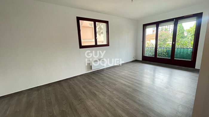 Appartement à louer - Perpignan, Bas Vernet, Clodion - 2 pièces - 1 chambre
