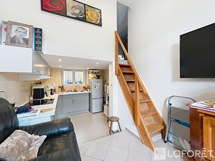 Appartement à vendre - Menton, Hôtel de Ville, Vieille Ville, Musée, Madone, Carnolès - 2 pièces - 1 chambre