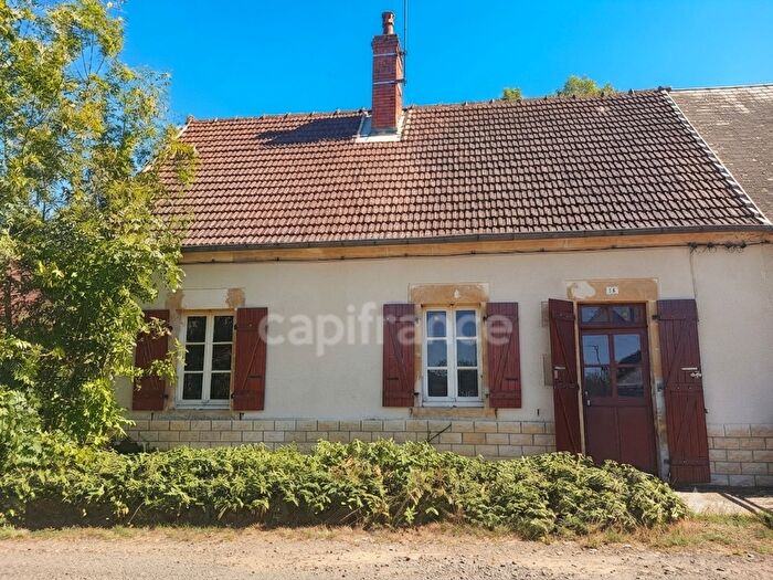 Maison 4 pièces à vendre à Saint-Benin-d'Azy