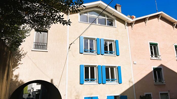Appartement à vendre - Écully, Les Serres, Vivier - 5 pièces - 3 chambres